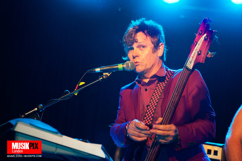 Duncan Reid and The Big Heads live in London | MUSIKPIX